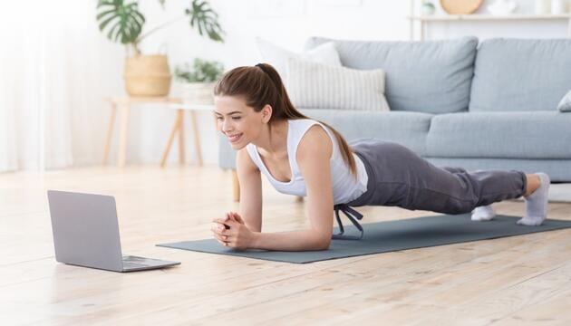 Rutina full body en casa, ponte en forma con 5 ejercicios | DKV